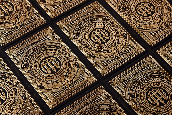 30 Beautiful Foil Stamping Examples