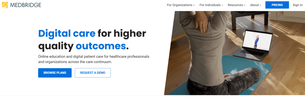 What Is Smart Content? Examples + Benefits